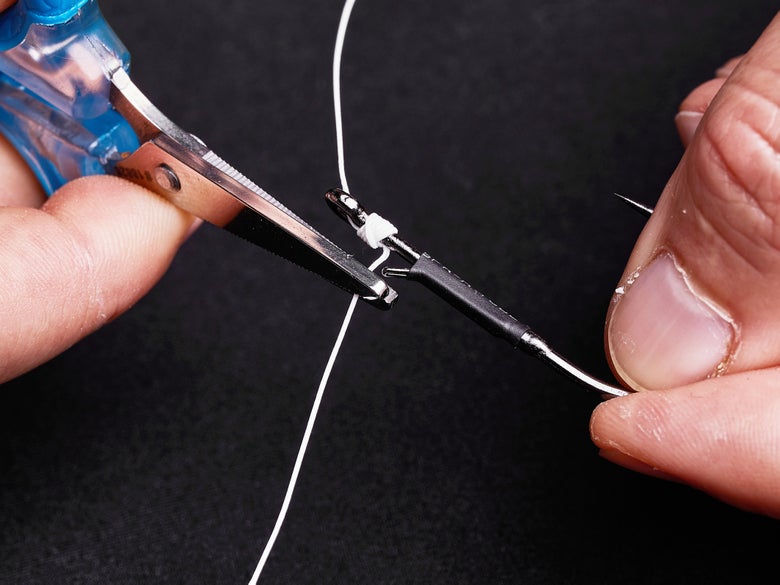 How-To Tie a Snell Knot